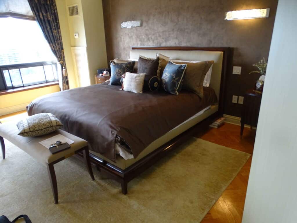 Baker Furniture Upholstery Specialists | First Class MasterCraft